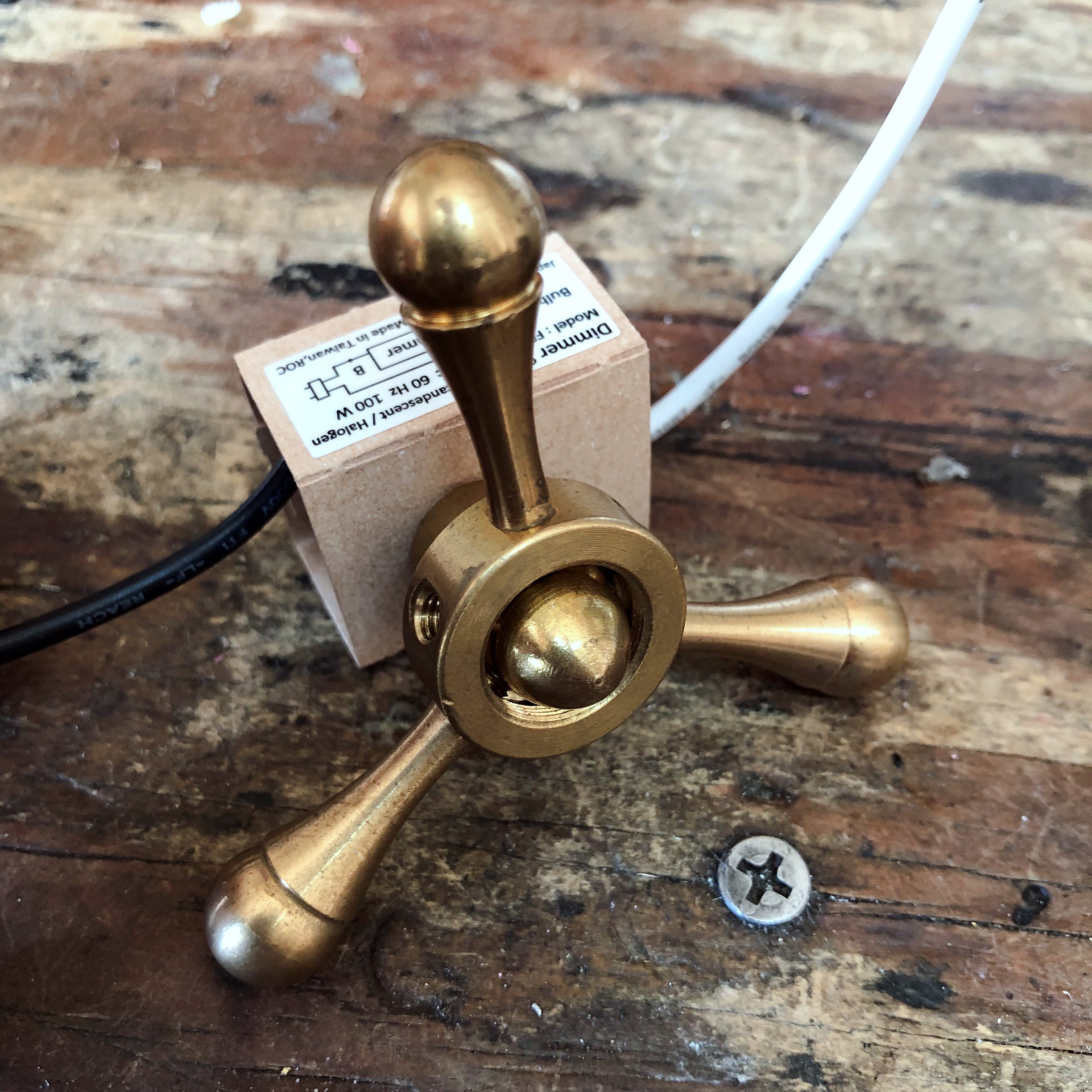 3 Blade Turn Knob - MillerLights