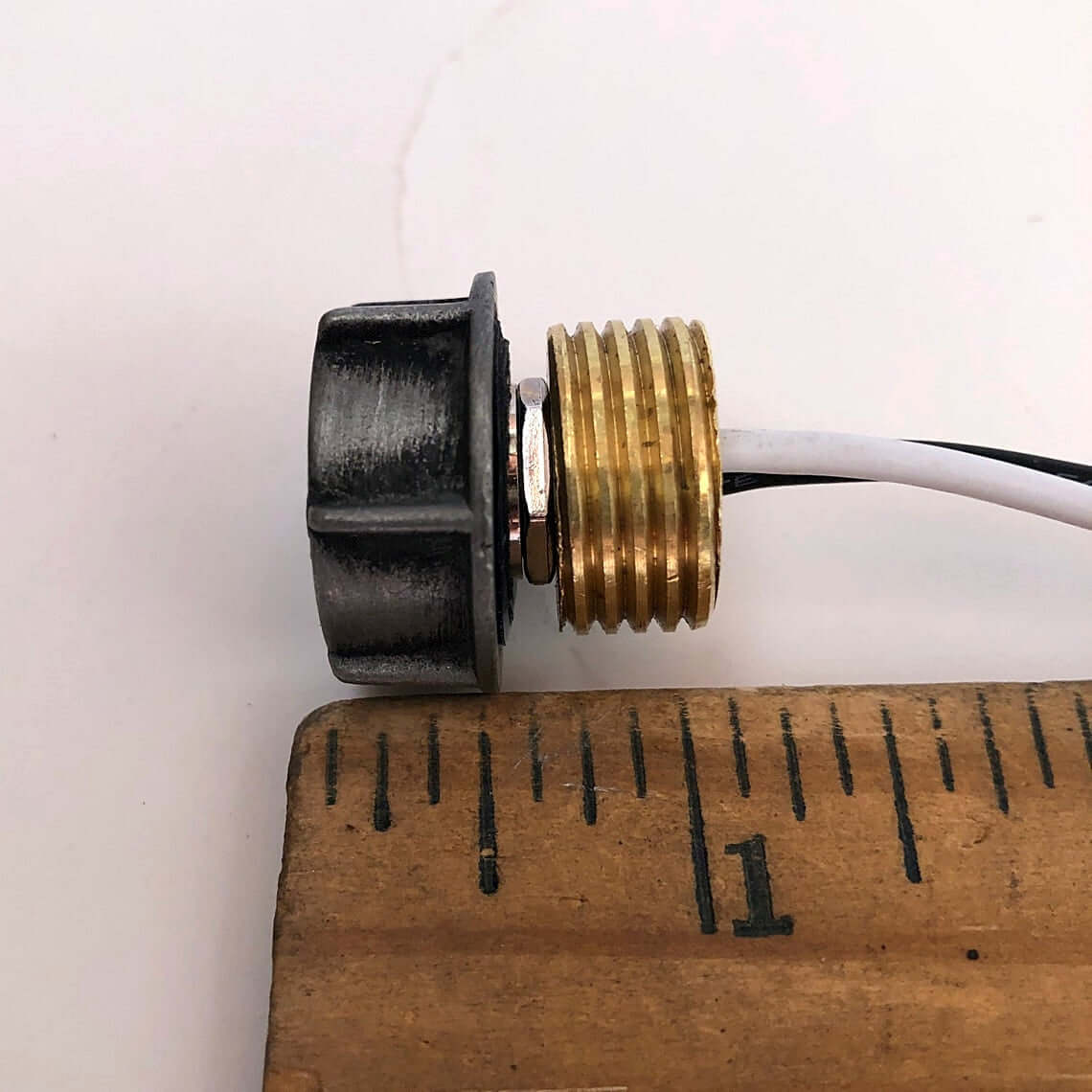 Black Turn Knob Switch - 1/2 NTP - MillerLights